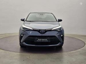 Grey Toyota C-HR 2020 in Panevezys, with an engine capacity of 1.80 L and mileage of 131 thousand km for 20990 €, photo 3 on AUTOMOTO.COM.LV