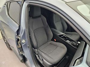 Grey Toyota C-HR 2020 in Panevezys, with an engine capacity of 1.80 L and mileage of 131 thousand km for 20990 €, photo 18 on AUTOMOTO.COM.LV
