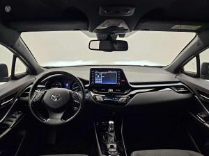 Grey Toyota C-HR 2020 in Panevezys, with an engine capacity of 1.80 L and mileage of 131 thousand km for 20990 €, photo 19 on AUTOMOTO.COM.LV