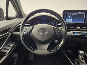 Grey Toyota C-HR 2020 in Panevezys, with an engine capacity of 1.80 L and mileage of 131 thousand km for 20990 €, photo 22 on AUTOMOTO.COM.LV