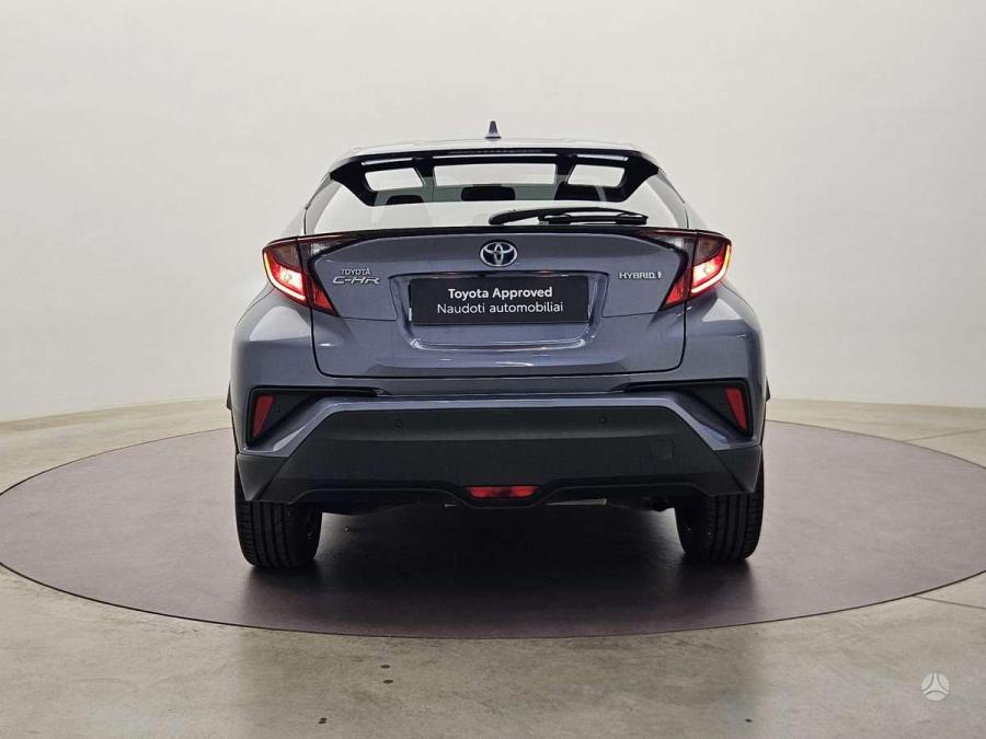 Grey Toyota C-HR 2020 in Panevezys, with an engine capacity of 1.80 L and mileage of 131 thousand km for 20990 €, photo 44 on AUTOMOTO.COM.LV