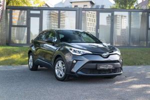 Pelēks Toyota C-HR 2020 Viļņa, ar dzinēja tilpumu 1.80 L un nobraukumu 203 tūkst. km par 16500 €, foto  vietnē AUTOMOTO.COM.LV