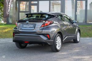 Серый Тойота C-HR 2020 в Вильнюс, объемом двигателя 1.80 л и пробегом 203 тыс. км за 16500 €, фото 17 на AUTOMOTO.COM.LV