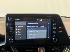 Pelēks Toyota C-HR 2020 Kauņa, ar dzinēja tilpumu 1.99 L un nobraukumu 129 tūkst. km par 21900 €, foto 28 vietnē AUTOMOTO.COM.LV