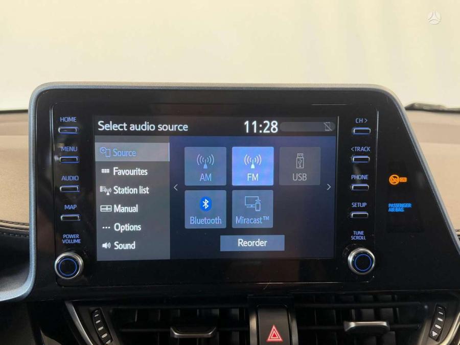 Pelēks Toyota C-HR 2020 Kauņa, ar dzinēja tilpumu 1.99 L un nobraukumu 129 tūkst. km par 21900 €, foto 29 vietnē AUTOMOTO.COM.LV