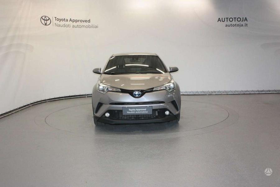 Pelēks Toyota C-HR 2020 Kauņa, ar dzinēja tilpumu 1.80 L un nobraukumu 123 tūkst. km par 21500 €, foto 6 vietnē AUTOMOTO.COM.LV