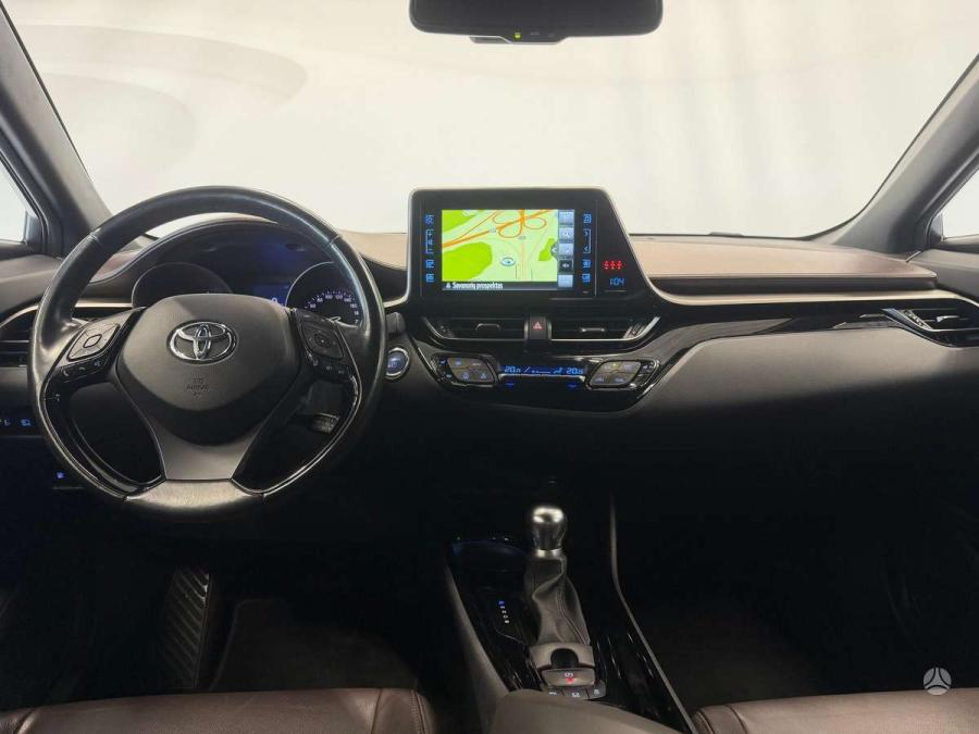 Pelēks Toyota C-HR 2020 Kauņa, ar dzinēja tilpumu 1.80 L un nobraukumu 123 tūkst. km par 21500 €, foto 9 vietnē AUTOMOTO.COM.LV