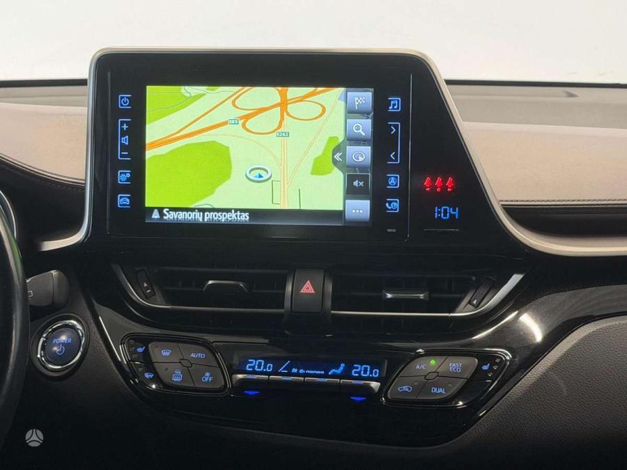 Pelēks Toyota C-HR 2020 Kauņa, ar dzinēja tilpumu 1.80 L un nobraukumu 123 tūkst. km par 21500 €, foto 15 vietnē AUTOMOTO.COM.LV