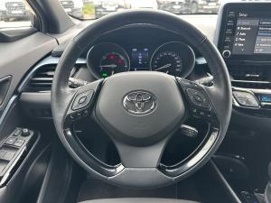 Серый Тойота C-HR 2020 в Каунас, объемом двигателя 1.80 л и пробегом 83 тыс. км за 20992 €, фото 15 на AUTOMOTO.COM.LV