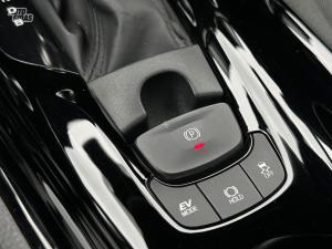 Серый Тойота C-HR 2020 в Каунас, объемом двигателя 1.80 л и пробегом 83 тыс. км за 20992 €, фото 30 на AUTOMOTO.COM.LV