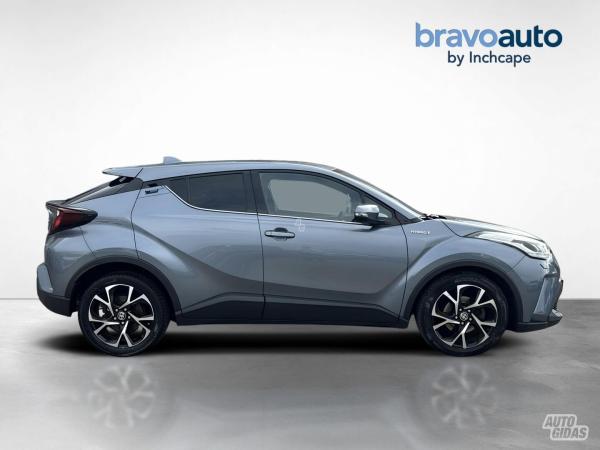 Grey Toyota C-HR 2020 in Kaunas, with an engine capacity of 1.80 L and mileage of 89 thousand km for 20992 €, photo 7 on AUTOMOTO.COM.LV