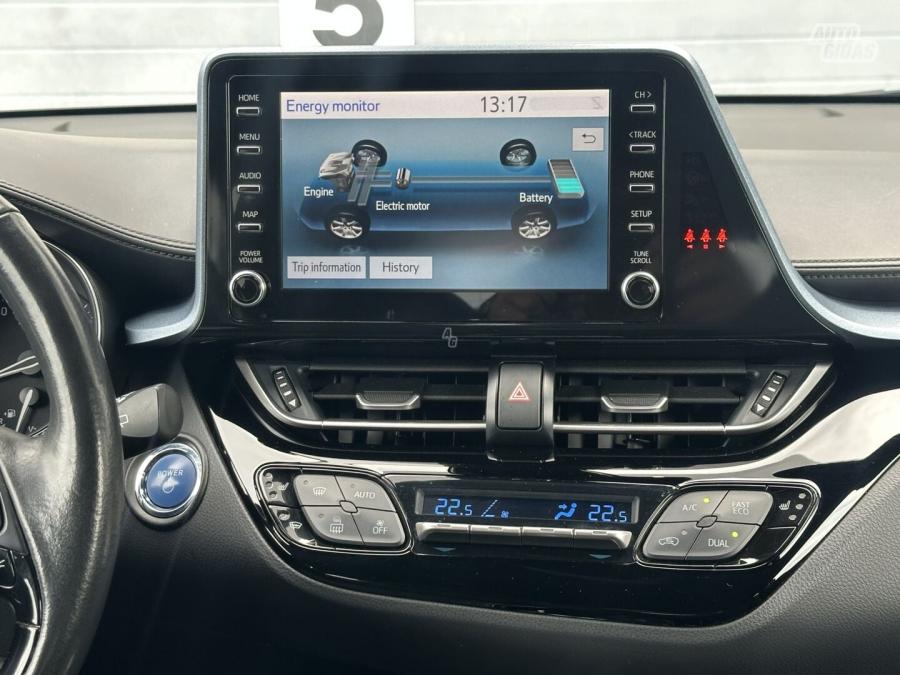 Серый Тойота C-HR 2020 в Каунас, объемом двигателя 1.80 л и пробегом 89 тыс. км за 20992 €, фото 16 на AUTOMOTO.COM.LV