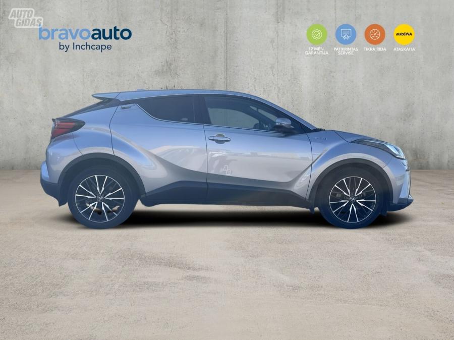 Pelēks Toyota C-HR 2020 Klaipėda, ar dzinēja tilpumu 1.80 L un nobraukumu 65 tūkst. km par 22900 €, foto 7 vietnē AUTOMOTO.COM.LV