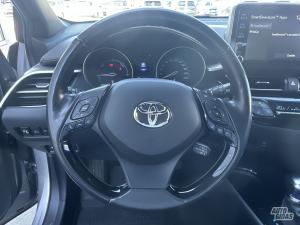 Pelēks Toyota C-HR 2020 Klaipėda, ar dzinēja tilpumu 1.80 L un nobraukumu 65 tūkst. km par 22900 €, foto 18 vietnē AUTOMOTO.COM.LV