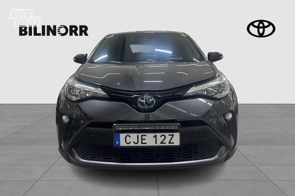 Grey Toyota C-HR 2021 in Kaunas, with an engine capacity of 0.00 L and mileage of 81 thousand km for 26039 €, photo 6 on AUTOMOTO.COM.LV
