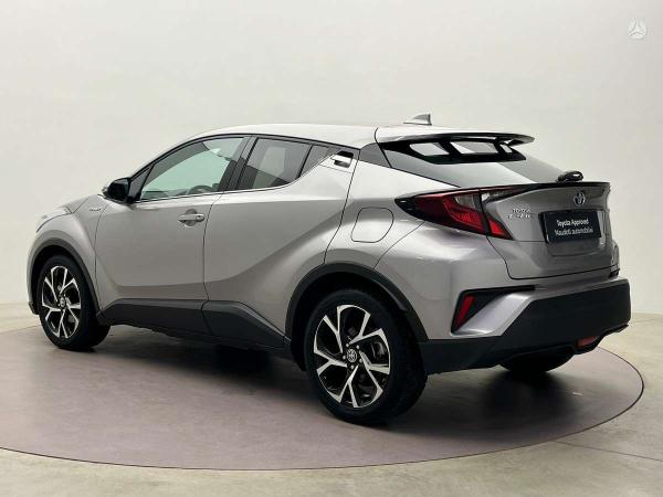 Серый Тойота C-HR 2021 в Паневежис, объемом двигателя 1.80 л и пробегом 40 тыс. км за 22990 €, фото 6 на AUTOMOTO.COM.LV