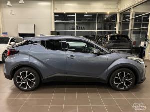 Серый Тойота C-HR 2021 в Каунас, объемом двигателя 0.00 л и пробегом 78 тыс. км за 24887 €, фото 7 на AUTOMOTO.COM.LV
