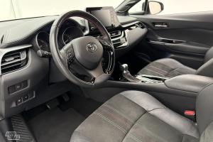 Grey Toyota C-HR 2021 in Kaunas, with an engine capacity of 0.00 L and mileage of 69 thousand km for 30934 €, photo 19 on AUTOMOTO.COM.LV