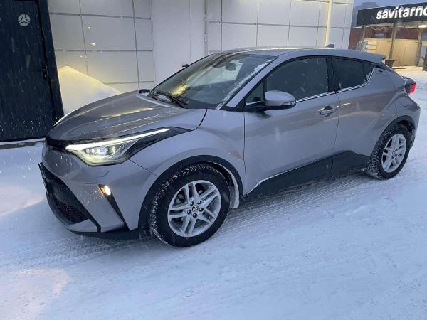 Pelēks Toyota C-HR 2021 Viļņa, ar dzinēja tilpumu 2.00 L un nobraukumu 29 tūkst. km par 20999 €, foto 2 vietnē AUTOMOTO.COM.LV