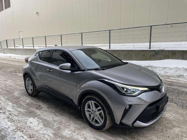 Pelēks Toyota C-HR 2021 Viļņa, ar dzinēja tilpumu 1.99 L un nobraukumu 29 tūkst. km par 20999 €, foto 10 vietnē AUTOMOTO.COM.LV