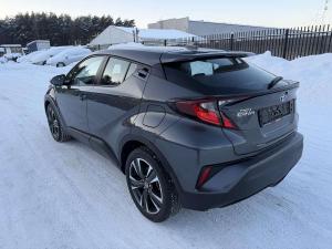 Grey Toyota C-HR 2021 in Vilnius, with an engine capacity of 1.80 L and mileage of 99 thousand km for 19900 €, photo 7 on AUTOMOTO.COM.LV