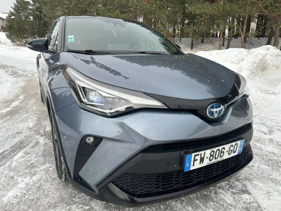 Pelēks Toyota C-HR 2021 Viļņa, ar dzinēja tilpumu 1.80 L un nobraukumu 190 tūkst. km par 18900 €, foto 17 vietnē AUTOMOTO.COM.LV