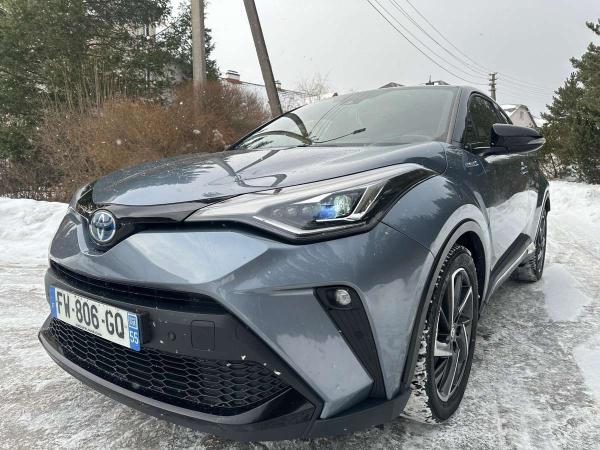 Серый Тойота C-HR 2021 в Вильнюс, объемом двигателя 1.80 л и пробегом 190 тыс. км за 18900 €, фото 4 на AUTOMOTO.COM.LV