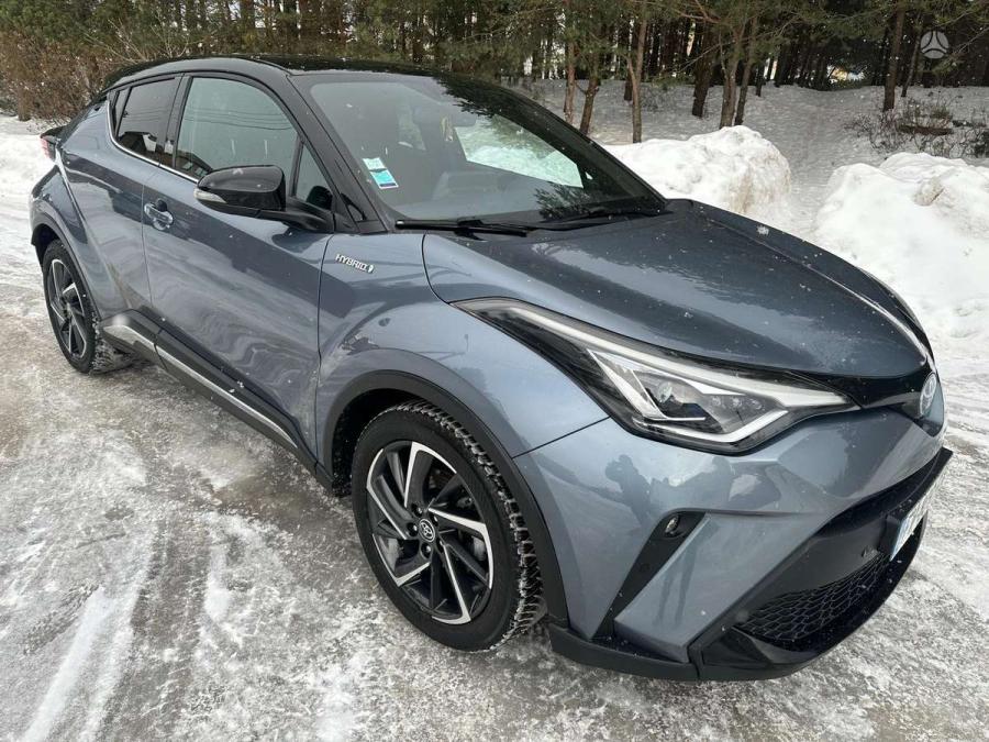 Pelēks Toyota C-HR 2021 Viļņa, ar dzinēja tilpumu 1.80 L un nobraukumu 190 tūkst. km par 18900 €, foto 13 vietnē AUTOMOTO.COM.LV