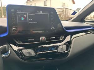 Pelēks Toyota C-HR 2021 Viļņa, ar dzinēja tilpumu 1.80 L un nobraukumu 190 tūkst. km par 18900 €, foto 26 vietnē AUTOMOTO.COM.LV