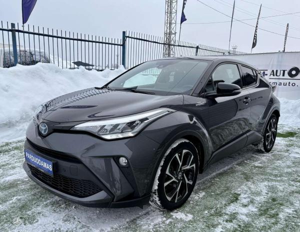 Grey Toyota C-HR 2021 in Panevezys, with an engine capacity of 1.99 L and mileage of 152 thousand km for 18700 €, photo 1 on AUTOMOTO.COM.LV