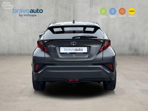 Серый Тойота C-HR 2021 в Каунас, объемом двигателя 1.80 л и пробегом 44 тыс. км за 22971 €, фото 4 на AUTOMOTO.COM.LV