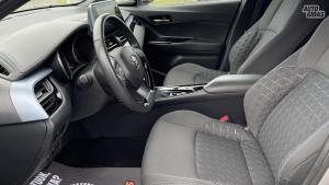 Grey Toyota C-HR 2021 in Marijampole, with an engine capacity of 1.80 L and mileage of 86 thousand km for 19900 €, photo 14 on AUTOMOTO.COM.LV