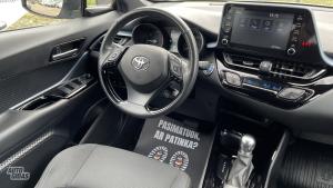 Grey Toyota C-HR 2021 in Marijampole, with an engine capacity of 1.80 L and mileage of 86 thousand km for 19900 €, photo 18 on AUTOMOTO.COM.LV