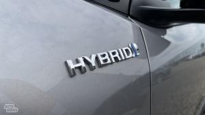 Grey Toyota C-HR 2021 in Marijampole, with an engine capacity of 1.80 L and mileage of 86 thousand km for 19900 €, photo 36 on AUTOMOTO.COM.LV