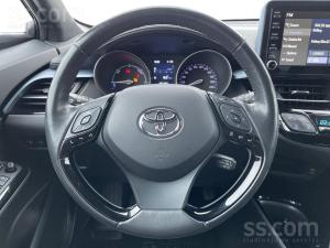 Серый Тойота C-HR 2021 в Рига, объемом двигателя 1.80 л и пробегом 102 тыс. км за 18990 €, фото 13 на AUTOMOTO.COM.LV