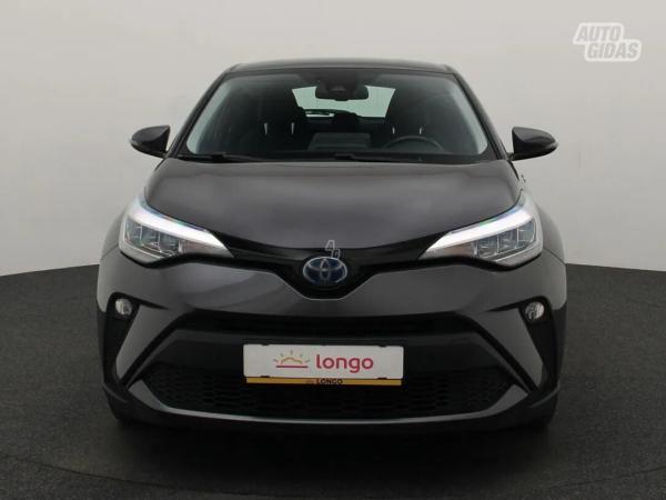 Серый Тойота C-HR 2021 в Вильнюс, объемом двигателя 2.00 л и пробегом 280 тыс. км за 14999 €, фото 3 на AUTOMOTO.COM.LV