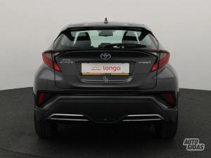 Pelēks Toyota C-HR 2021 Viļņa, ar dzinēja tilpumu 2.00 L un nobraukumu 280 tūkst. km par 14999 €, foto 6 vietnē AUTOMOTO.COM.LV