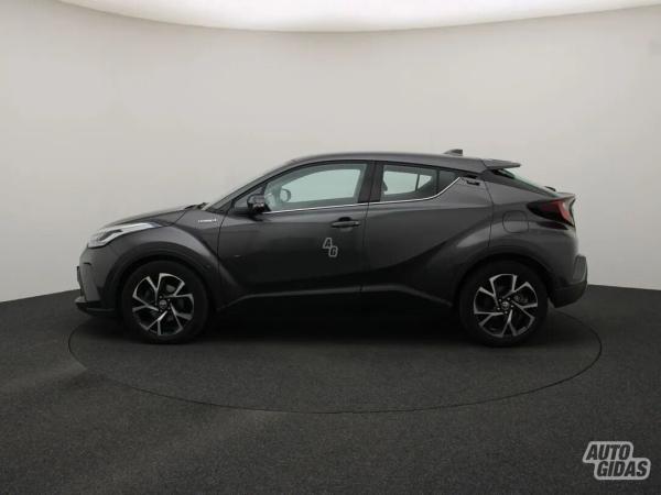 Серый Тойота C-HR 2021 в Вильнюс, объемом двигателя 2.00 л и пробегом 280 тыс. км за 14999 €, фото 6 на AUTOMOTO.COM.LV