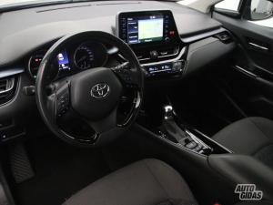 Pelēks Toyota C-HR 2021 Viļņa, ar dzinēja tilpumu 2.00 L un nobraukumu 280 tūkst. km par 14999 €, foto 17 vietnē AUTOMOTO.COM.LV