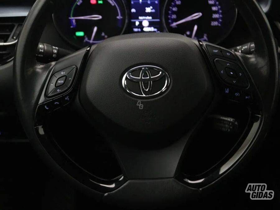 Pelēks Toyota C-HR 2021 Viļņa, ar dzinēja tilpumu 2.00 L un nobraukumu 280 tūkst. km par 14999 €, foto 19 vietnē AUTOMOTO.COM.LV