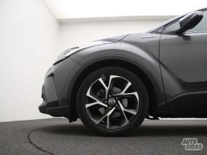 Pelēks Toyota C-HR 2021 Viļņa, ar dzinēja tilpumu 2.00 L un nobraukumu 280 tūkst. km par 14999 €, foto 29 vietnē AUTOMOTO.COM.LV