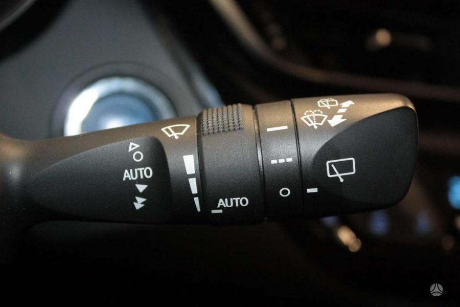 Pelēks Toyota C-HR 2021 Kauņa, ar dzinēja tilpumu 1.80 L un nobraukumu 106 tūkst. km par 21500 €, foto 32 vietnē AUTOMOTO.COM.LV
