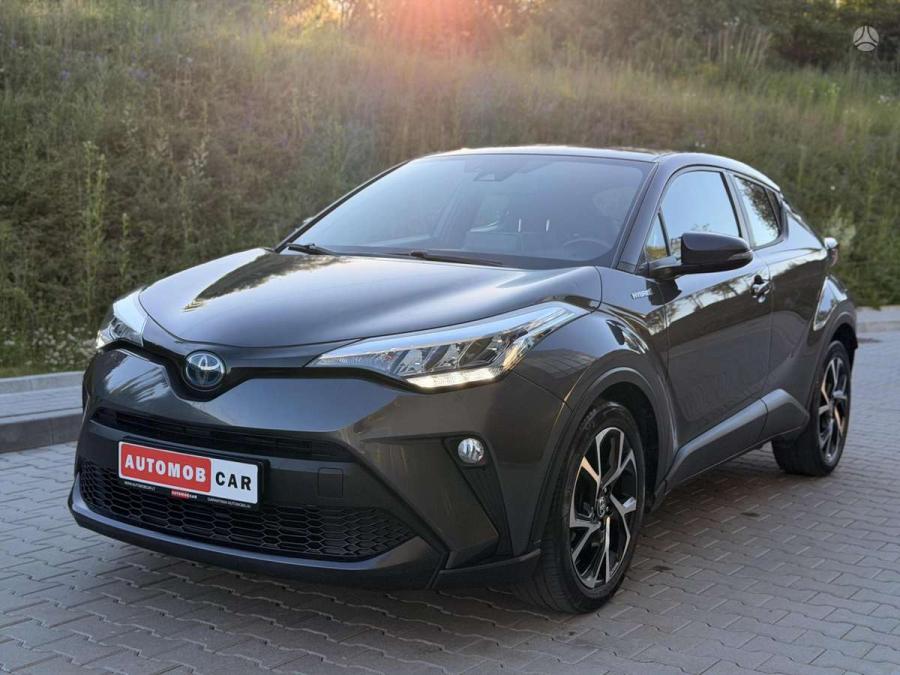 Pelēks Toyota C-HR 2021 Viļņa, ar dzinēja tilpumu 1.80 L un nobraukumu 176 tūkst. km par 18400 €, foto 4 vietnē AUTOMOTO.COM.LV