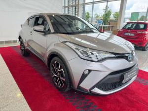 Pelēks Toyota C-HR 2021 Šauļi, ar dzinēja tilpumu 1.80 L un nobraukumu 81 tūkst. km par 21900 €, foto 3 vietnē AUTOMOTO.COM.LV