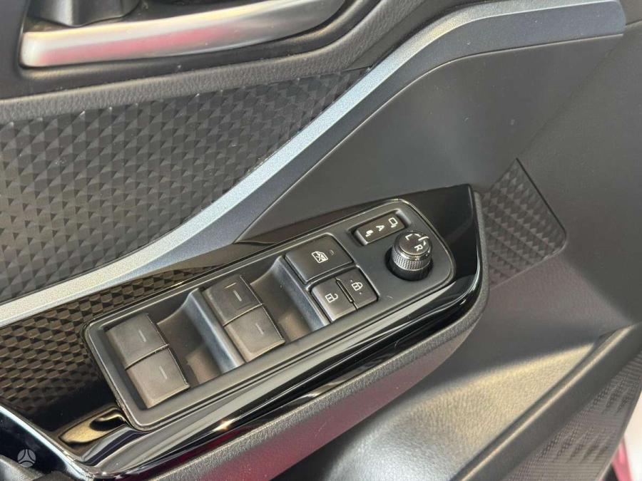 Pelēks Toyota C-HR 2021 Šauļi, ar dzinēja tilpumu 1.80 L un nobraukumu 81 tūkst. km par 21900 €, foto 11 vietnē AUTOMOTO.COM.LV