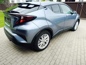Серый Тойота C-HR 2021 в Шяуляй, объемом двигателя 1.80 л и пробегом 140 тыс. км за 17850 €, фото 5 на AUTOMOTO.COM.LV