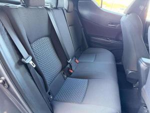 Grey Toyota C-HR 2021 in Vilnius, with an engine capacity of 1.80 L and mileage of 124 thousand km for 18500 €, photo 21 on AUTOMOTO.COM.LV