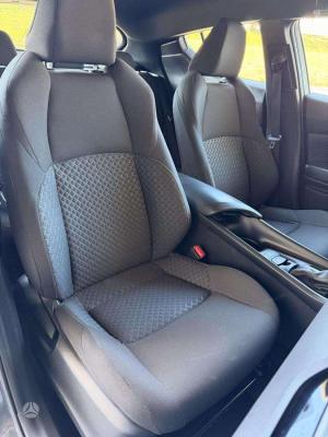 Grey Toyota C-HR 2021 in Vilnius, with an engine capacity of 1.80 L and mileage of 124 thousand km for 18500 €, photo 22 on AUTOMOTO.COM.LV