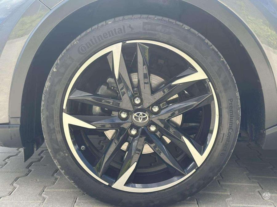 Pelēks Toyota C-HR 2021 Viļņa, ar dzinēja tilpumu 1.80 L un nobraukumu 79 tūkst. km par 21500 €, foto 14 vietnē AUTOMOTO.COM.LV