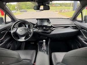 Серый Тойота C-HR 2021 в Вильнюс, объемом двигателя 1.80 л и пробегом 176 тыс. км за 18400 €, фото 17 на AUTOMOTO.COM.LV